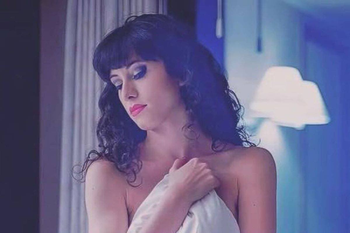 Amici, chi è Deborah Lettieri: età. marito e figli, dove vive, studi ...